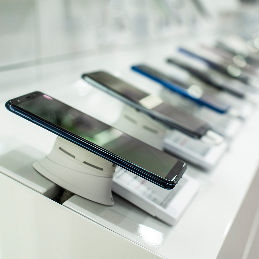 Renewed or Refurbished Mobile phone: The Pros and Cons - MoPhones